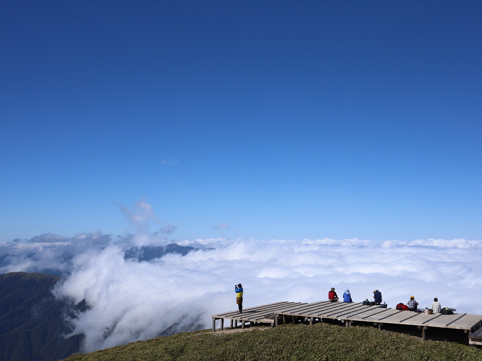 ⛰️Mt. Tsurugi：A Guided Hiking Adventure 🥾 | Columns | Nishi-Awa Tourism ...